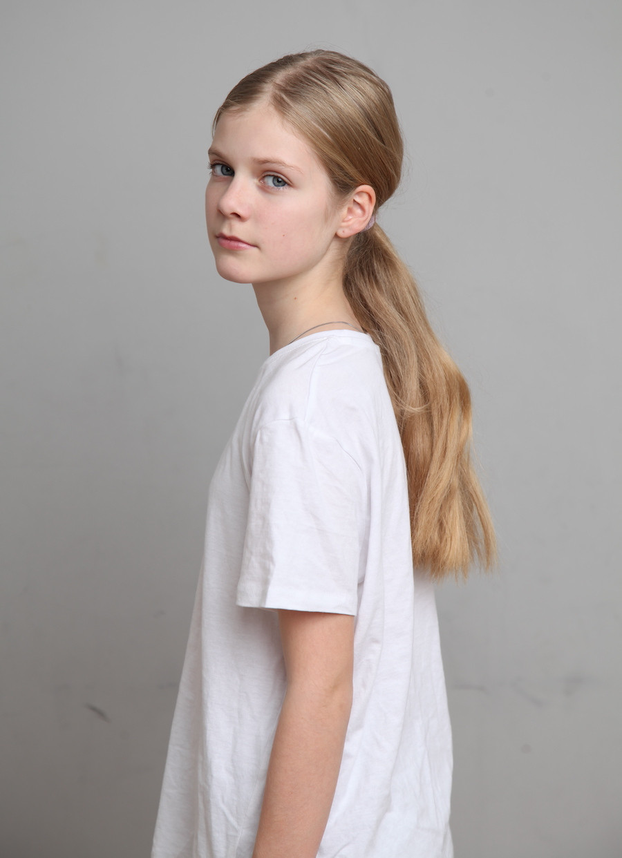 Roosi Adeele | Agency Icon